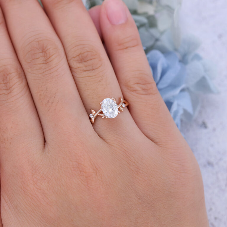 Oval Cut Moissanite Engagement Ring - AmandaFineJewelry